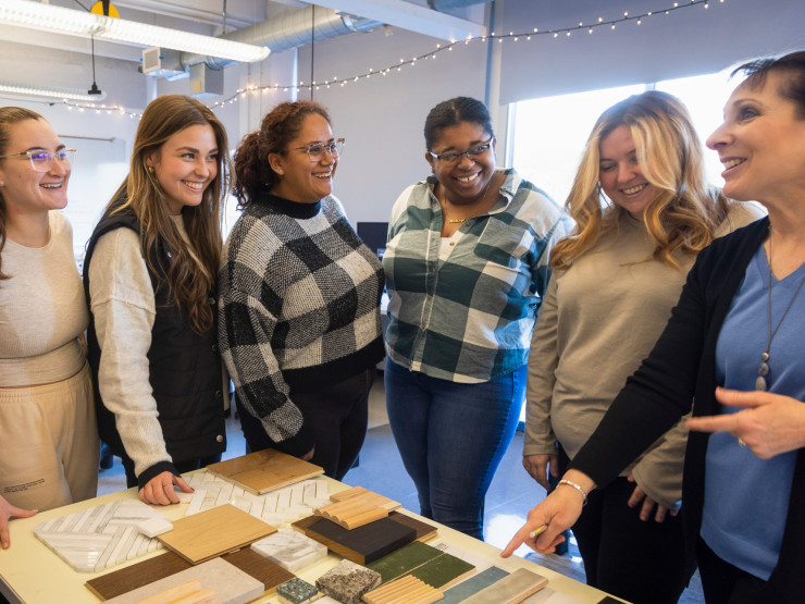 Admissions & Aid at Moore | Moore College