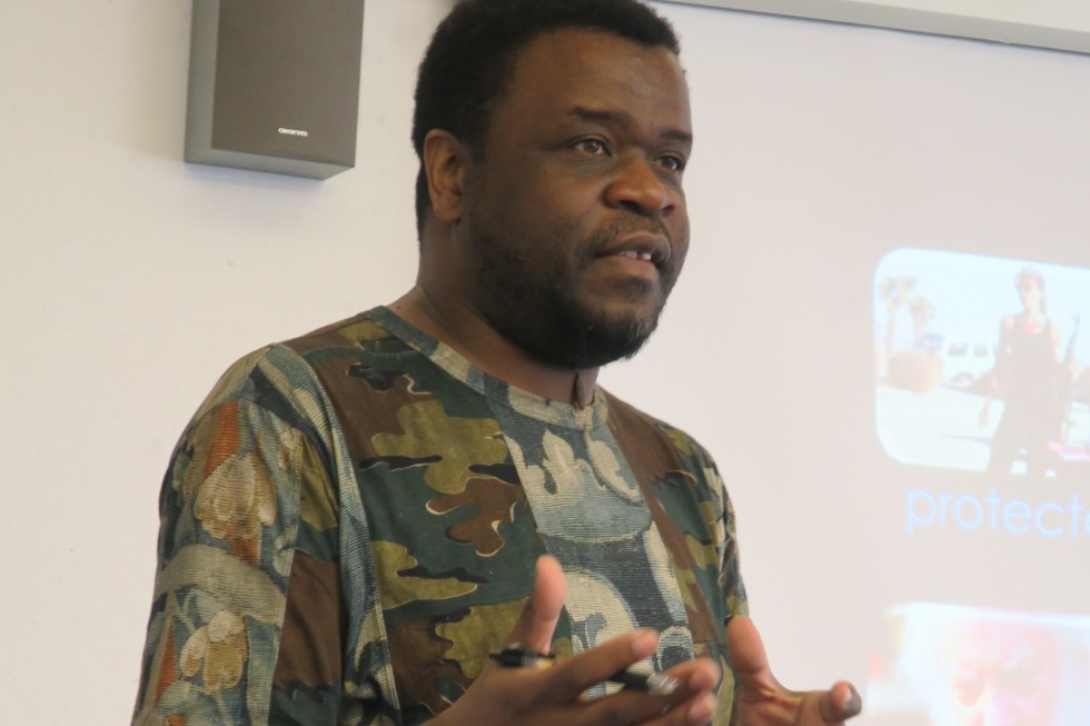 Sci-Fi Author Shares Ideas with Moore Humanities Students | Moore College