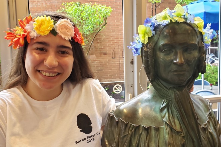 Students Celebrate Moore's Founder with Picnic, Dancing | Moore College